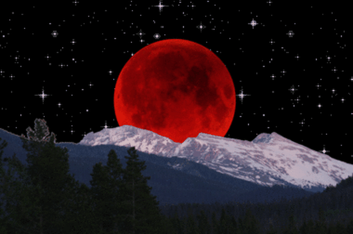 7 Foto Penampakan Gerhana Bulan Merah Darah dari Berbagai Negara ...