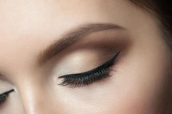 Ini 5 Tips Makeup yang Membuat Alis Kita Lebih Perfect! - CewekBanget
