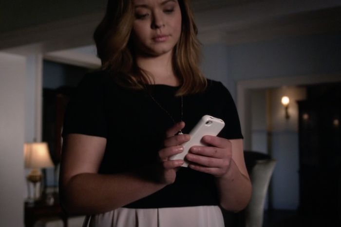 5 Tips Hemat Mengunakan Pulsa Handphone Saat Ngabuburit - CewekBanget