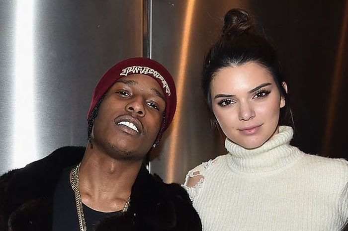 5 Info Tentang Kendall Jenner & Rapper yang Jadi Pacar Barunya ...