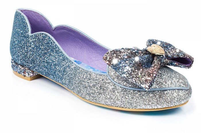 10 Koleksi Sepatu Disney Terbaru Bertema Cinderella yang Bikin Kita ...