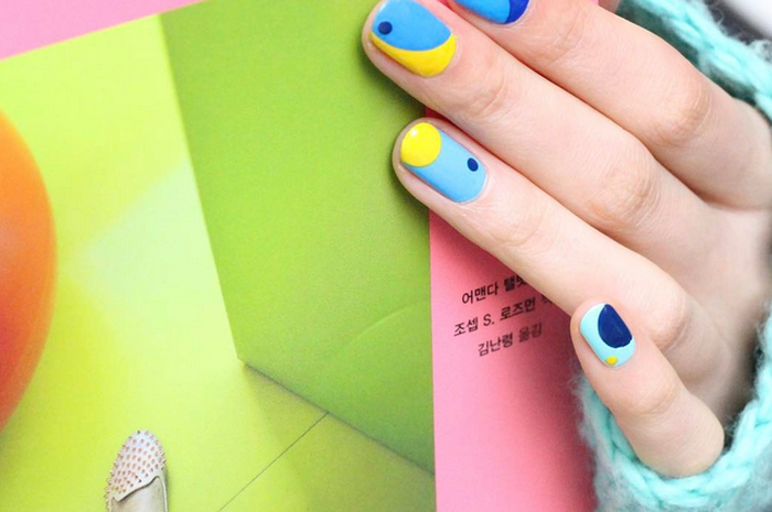 8 Tren Nail Art Paling Kreatif dan Trendi dari Korea - CewekBanget