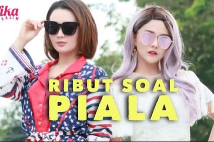 Wika Salim dan Jenita Janet Bikin Parodi Ribut Soal Piala Indonesia Dendong Award 2017
