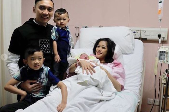 Nama Anak Perempuan Ibas Yudhoyono dan Aliya Rajasa Diambil Dari Nama ... Nama Anak Perempuan Ibas Yudhoyono dan Aliya Rajasa Diambil Dari Nama ...