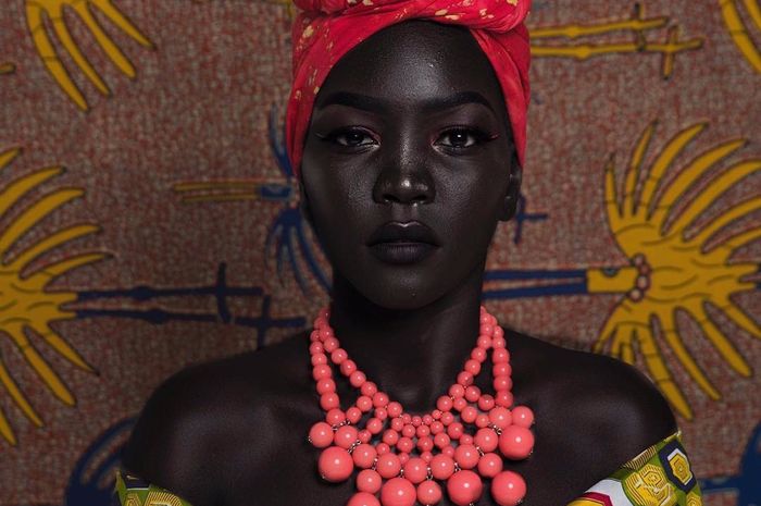 Tak Melulu Soal Putih Model Cantik Asal Sudan Ini Tetap Menawan Dengan