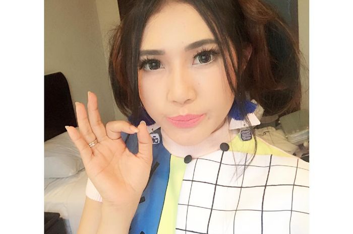 Sering Dihujat Netizen, Via Vallen: Ga Masalah Sering Dihujat Netizen, Via Vallen: Ga Masalah