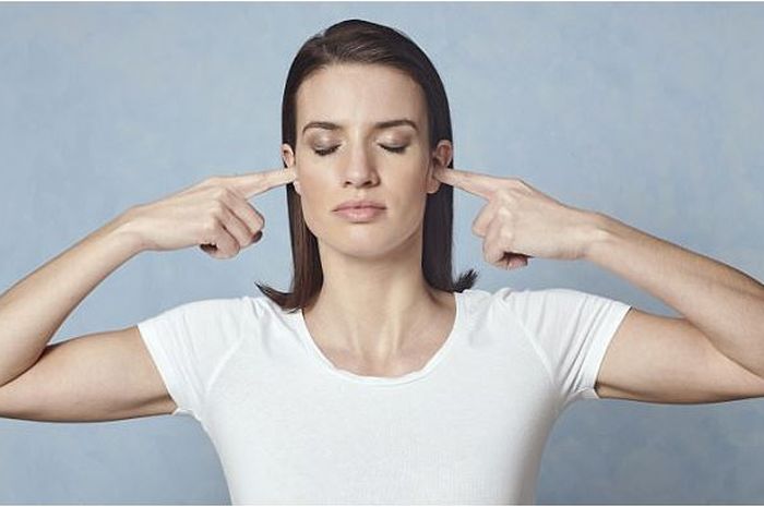 Tak Hanya Face Yoga, Kali Ini Ada Ear Yoga! Yuk Intip Penjelasannya Disini!