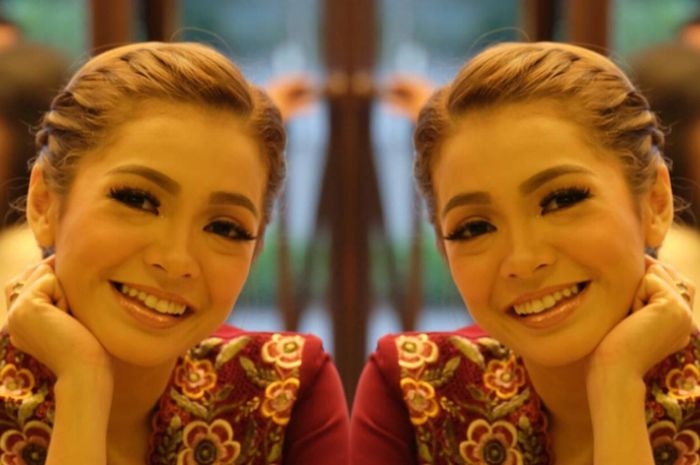 Begini Penampilan 'Neng Maya' Saat Habiskan Weekend Bersama Sang Buah ...