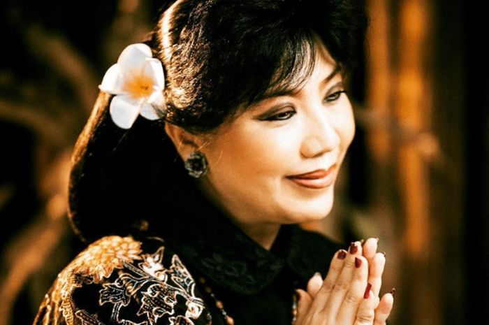 Terkenal Sebagai Perancang Busana Ternama, Inilah Sosok Anne Avantie ...