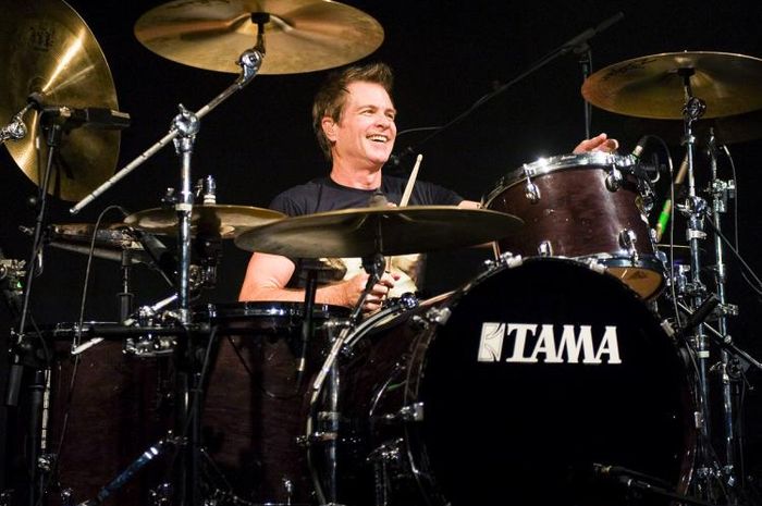 Drummer Mr. Big Pat Torpey Meninggal Dunia