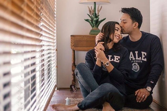 Tak Hanya Laudya Cynthia Bella yang Dipersunting Pria Asal Malaysia ...