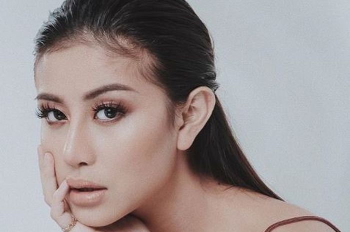 Dijahili Pacar di Dalam Mobil, Awkarin Teriak Histeris!