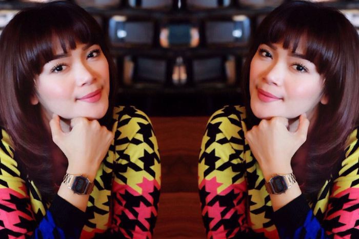 Masih Ingat Sheza Idris? Begini Pesona Cantiknya dengan Gaya Chic Super ...