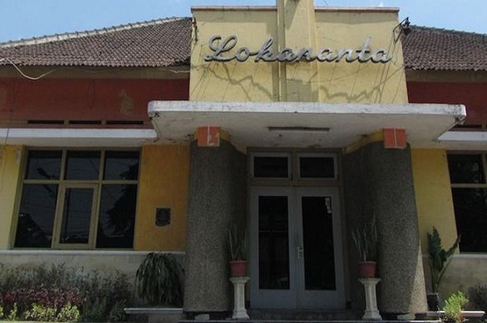 Napak Tilas Sisi Sejarah Lokananta, Studio Rekaman Musik Pertama di ...