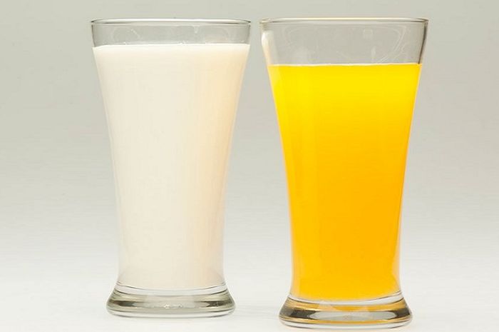 Jus Jeruk VS Susu, Mana nih yang Sebaiknya Temani Kita Sarapan?