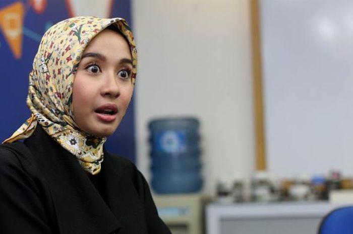 Nilai Tinggi Sampai Beda Tanggal Lahir, Ini 5 Fakta Ijazah Laudya ...