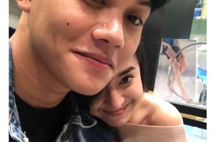 Dua Bulan Jadian Rizky Febian Tulis Hal Begini, Netizen: Santai Jangan ...