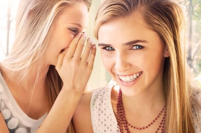 Teman Kamu Bermuka Dua? Santai Aja, Hadapi Dengan 5 Tips Ini