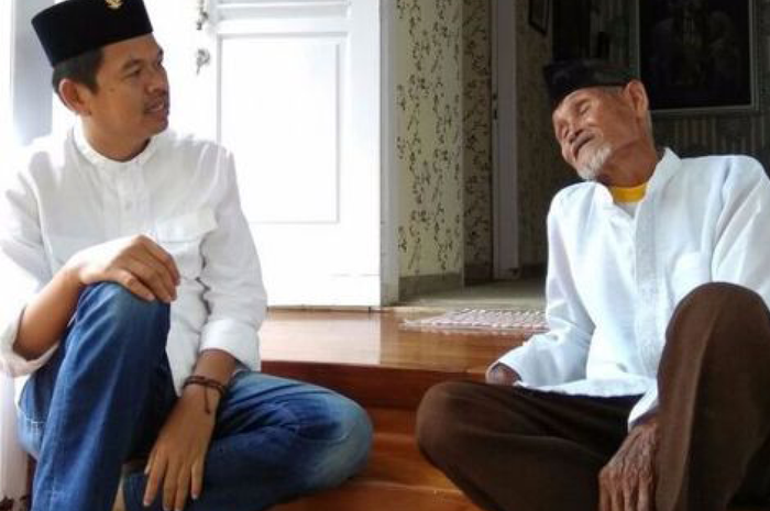 Wow, Pria 85 Tahun Ini Menjadi Terkenal Gara-Gara Bernama Kanjut ...