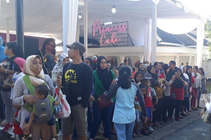 Ternyata Ini yang Bikin Warga Bogor Datang ke Pembukaan Princess Cake ...