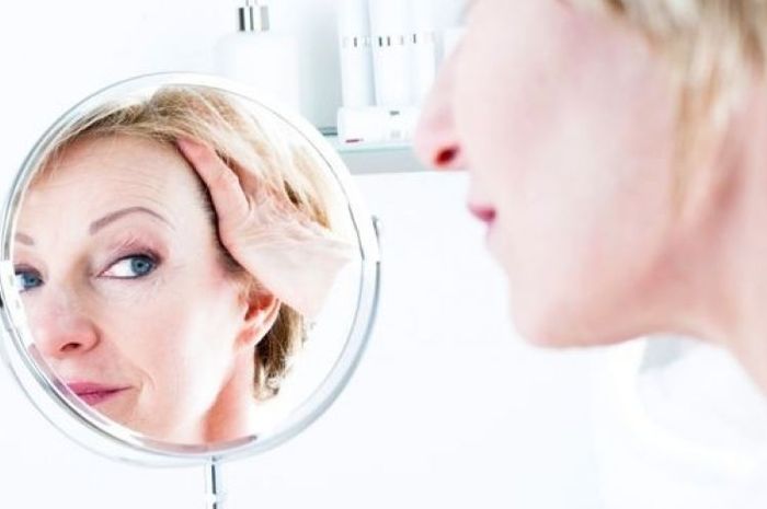 5 Kebiasaan Ini Tanpa Sadar Bikin Kita Terlihat Tua, Nomer 3 Pasti ...