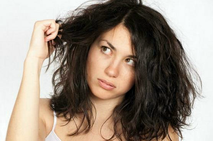 Muncul Rambut Putih? Jangan Khawatir, Yuk Aplikasikan 3 Perawatan Alami Ini