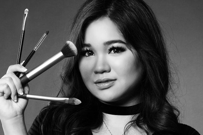 Pernah Merias Wajah Personil GAC, ini Sosok Makeup Artist Muda asal ...