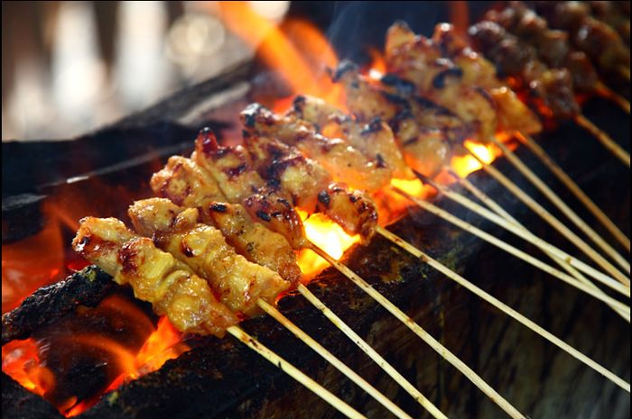 5 Tips Membakar Sate Daging Sapi atau Kambung, Nomor 5 Dagingnya Jadi ...