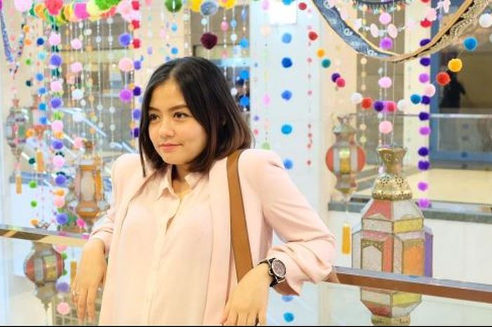 Akhirnya Resmi Berhijab, Eks Personil T2 yang Mirip Agnes Monica Ini ...