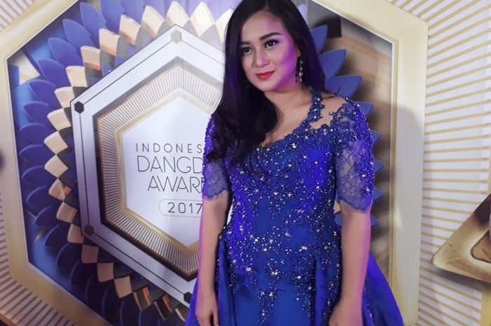 Jadi Pedangdut di Usia Muda, Juwita Bahar Khawatir Dandanannya Dibilang ...