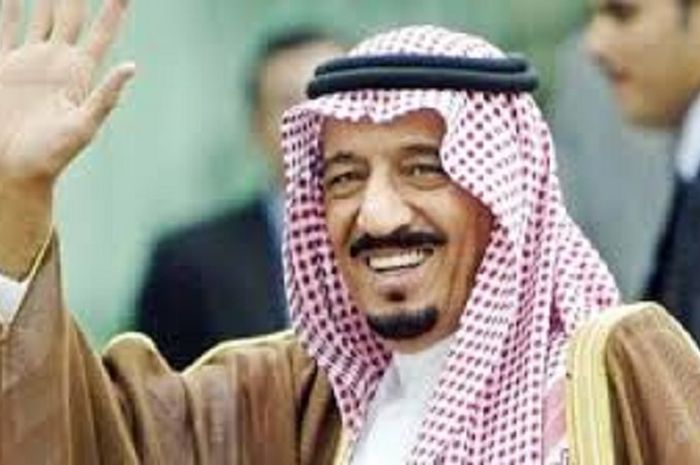 Eskalator Yang Terbuat Dari Emas Milik Raja Salman Arab Saudi Mendadak ...