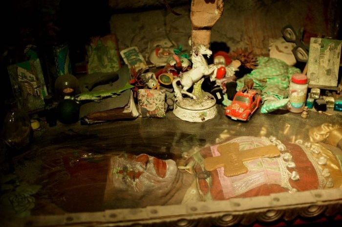 Inilah Penampakan Mumi Badut Horor Yang Bikin Merinding, Berani Lihat?