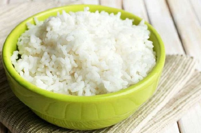 Ngantuk Setelah Makan Nasi Putih? Ternyata Ini loh Sebabnya! Ngantuk Setelah Makan Nasi Putih? Ternyata Ini loh Sebabnya!