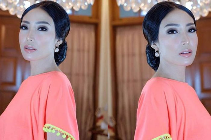 Biasa Pecicilan, Ternyata Ayu Dewi Juga Bisa Tampil Anggun dan Modis ...