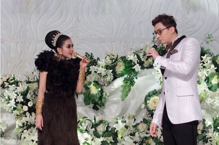 Penampilan Syahrini Ini Mengejutkan Netizen, Kurang Cucok Meong Eym!