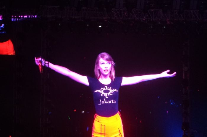 Real Tay on RED Stage! - Hai