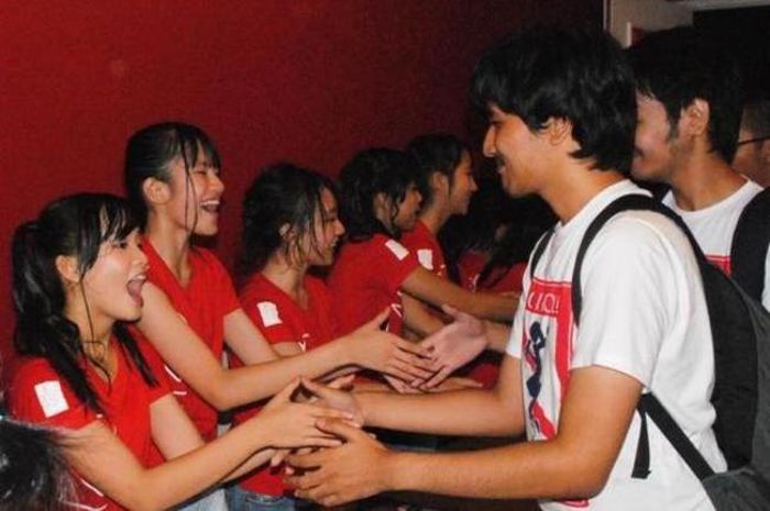 Fans JKT48 Mudah Mengeluarkan Kata-Kata Seronok - Semua Halaman - Hai