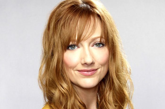 'Dawn of the Planet of the Apes' Tunjuk Pemeran Caroline Yang Baru ...