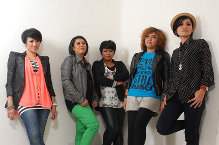 Inspirasi She Band dalam Bermusik - Hai