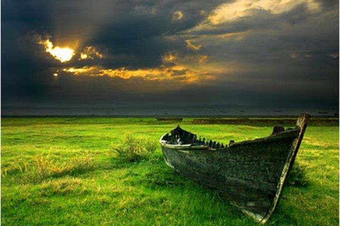 10 Lagu Post-Rock/Ambient Yang Cocok Dinikmati Saat Hujan - Hai