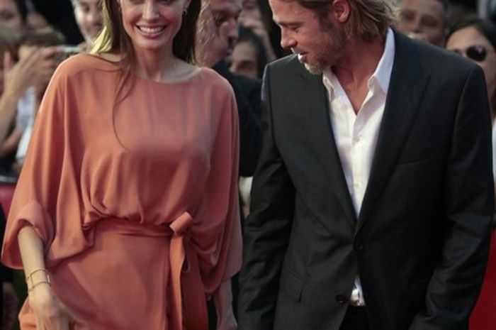 Brad Pitt dan Angelina Jolie Ketemuan Dengan Barack Obama - Hai Brad Pitt dan Angelina Jolie Ketemuan Dengan Barack Obama - Hai