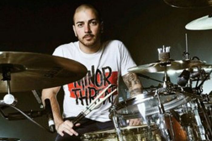 Eks Drummer MCR Angkat Suara Atas Pemecatannya - Hai