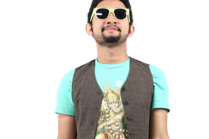 Pepeng 'Naif' dan Raksasa-nya - Semua Halaman - Hai