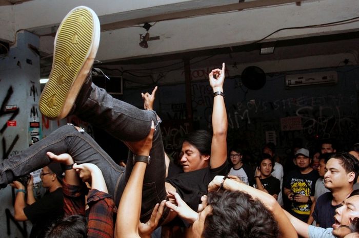 Untuk Anak Metal, Ini Dia Sejarah Penting Terciptanya Moshing dan Mosh ...