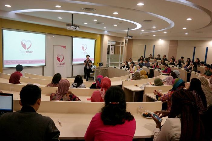 Wih! 7 Kampus di Indonesia Ini Sudah Menerapkan Sistem E-Learning Loh - Hai