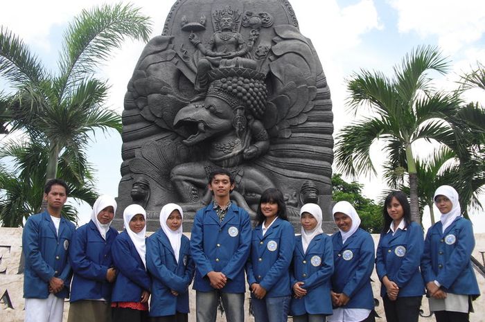 Universitas Airlangga (Unair) - Sumber Ilmu Pengetahuan di Surabaya ...