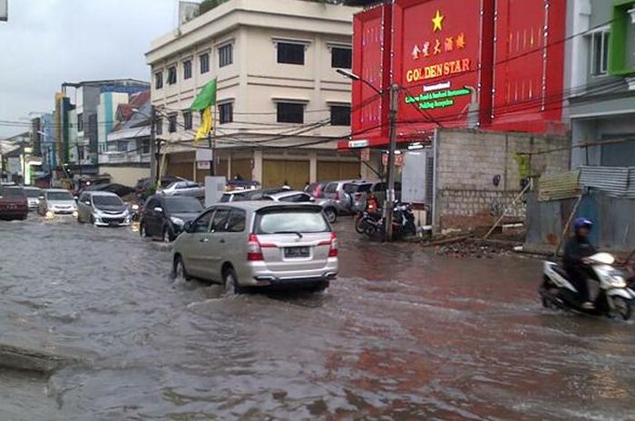Jakarta Terendam, Bukti Tata Ruang Amburadul - iDEA Jakarta Terendam, Bukti Tata Ruang Amburadul - iDEA