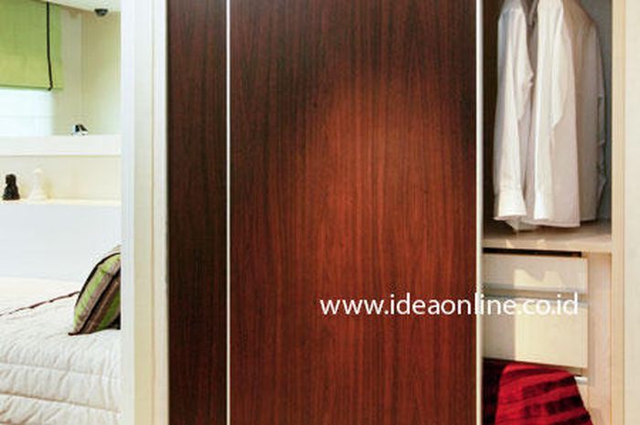 Mengisi Sudut Kamar dengan Lemari Pakaian Built in - iDEA