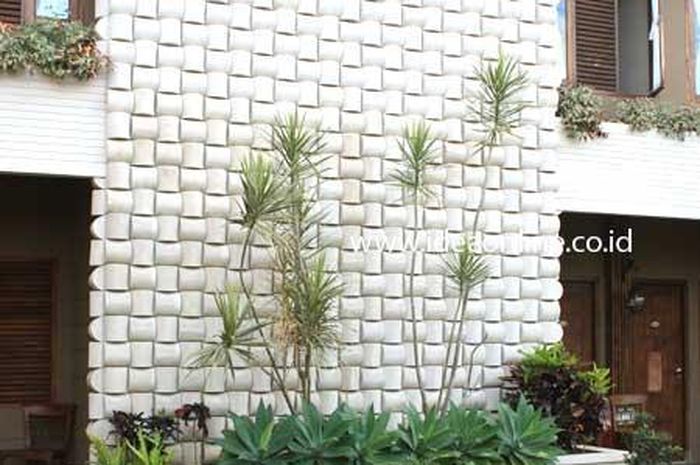 Silinder Beton Percantik Dinding - iDEA