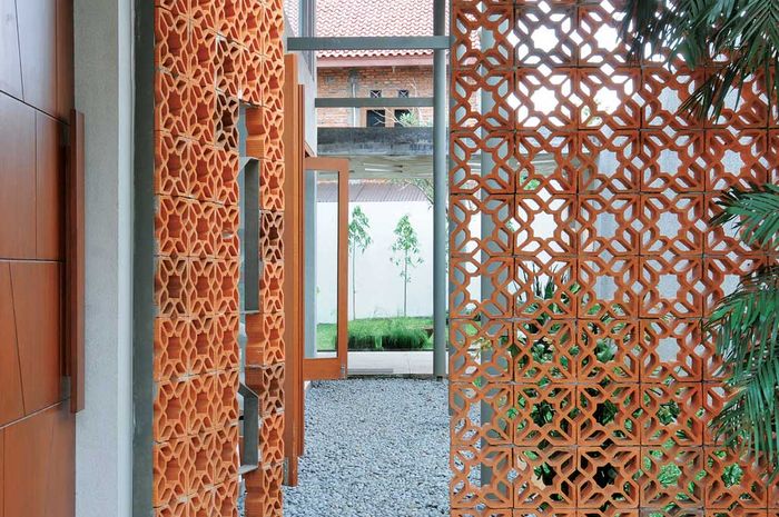 4 Jenis Rooster Untuk Perindah Fasad - iDEA